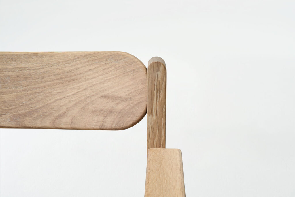 Highgate Chair With Arms - Tamart