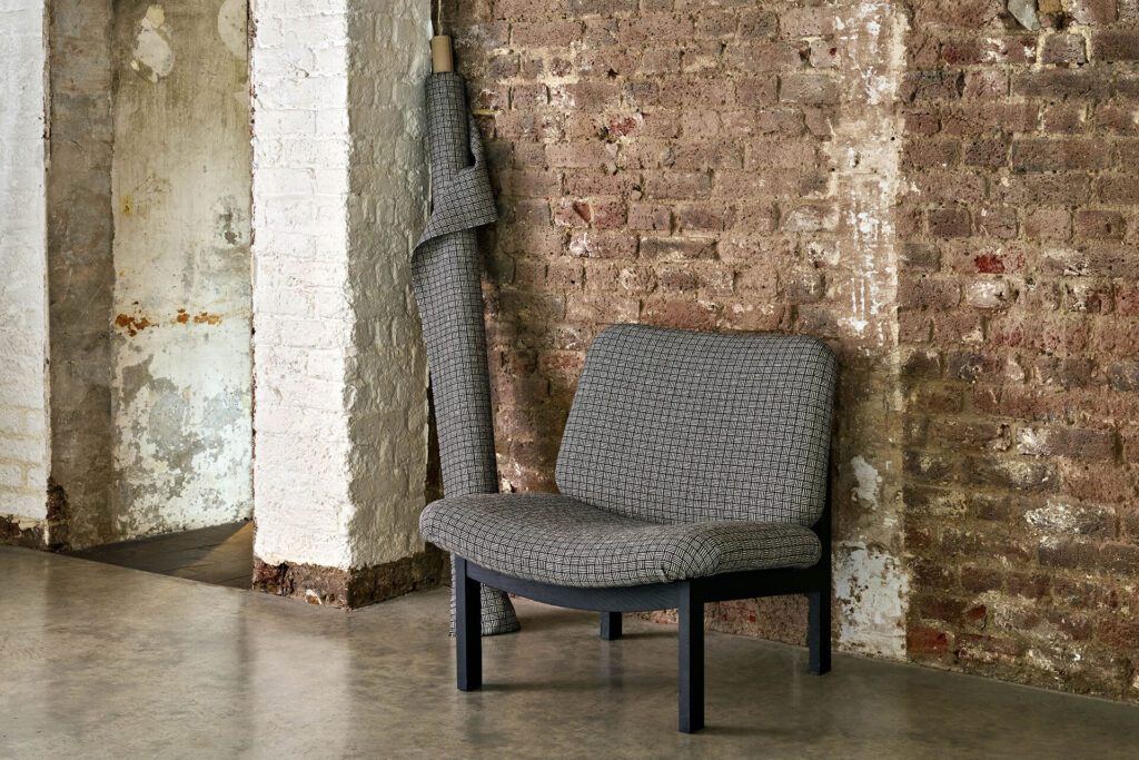 Clore Lounge Chair - Tamart