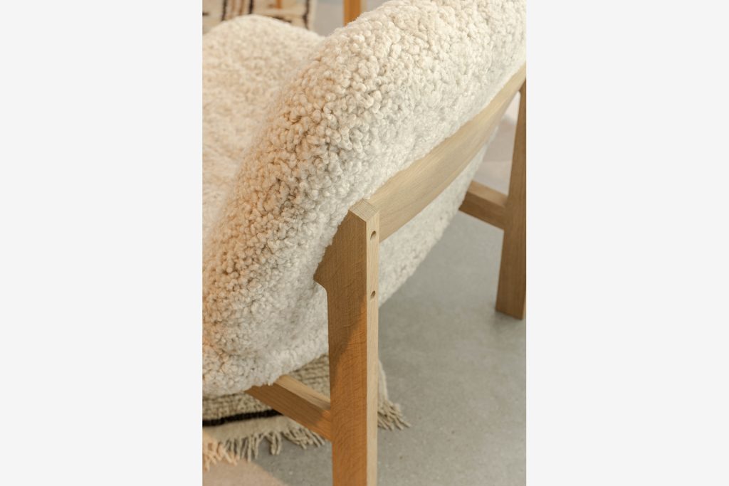 Clore Lounge Chair - Tamart